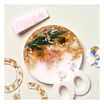 Deluxe Contemporary Resin Kit | Hobbycraft