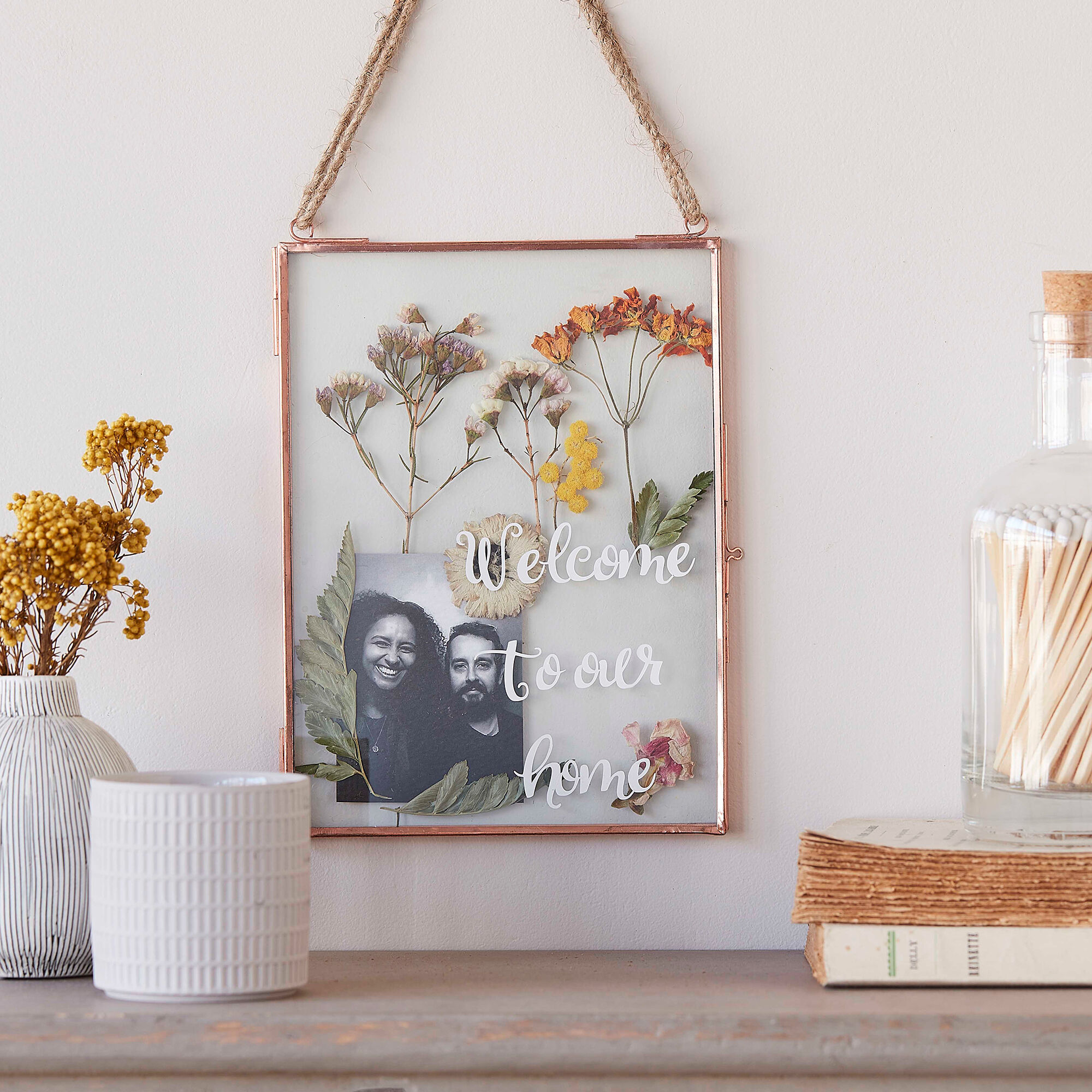 Cricut: How to Make a Scrapbook Welcome Frame | Hobbycraft