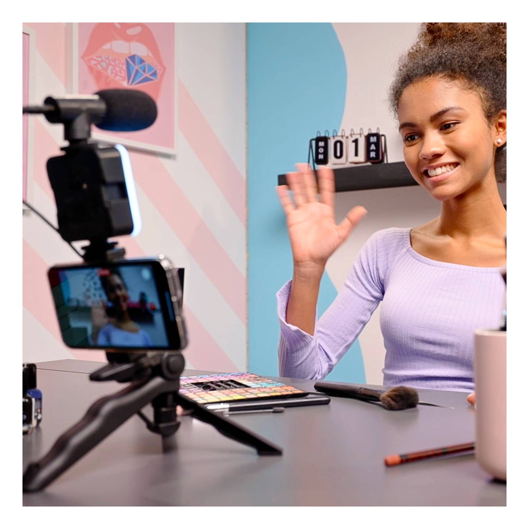 Studio Creator Podcast and Vlogging Kit | Hobbycraft