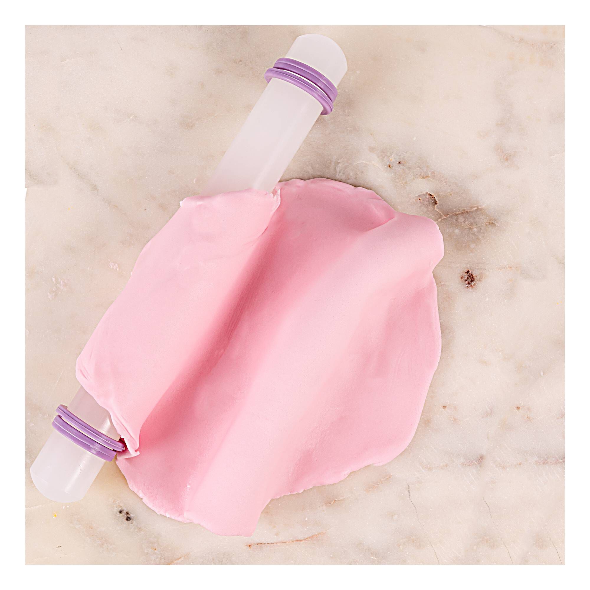 Pink Fondant Icing 250g | Hobbycraft