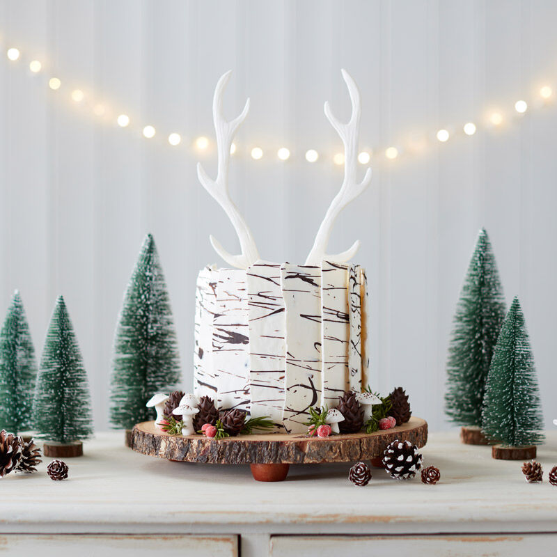 How to Make a Stag Cake | Hobbycraft
