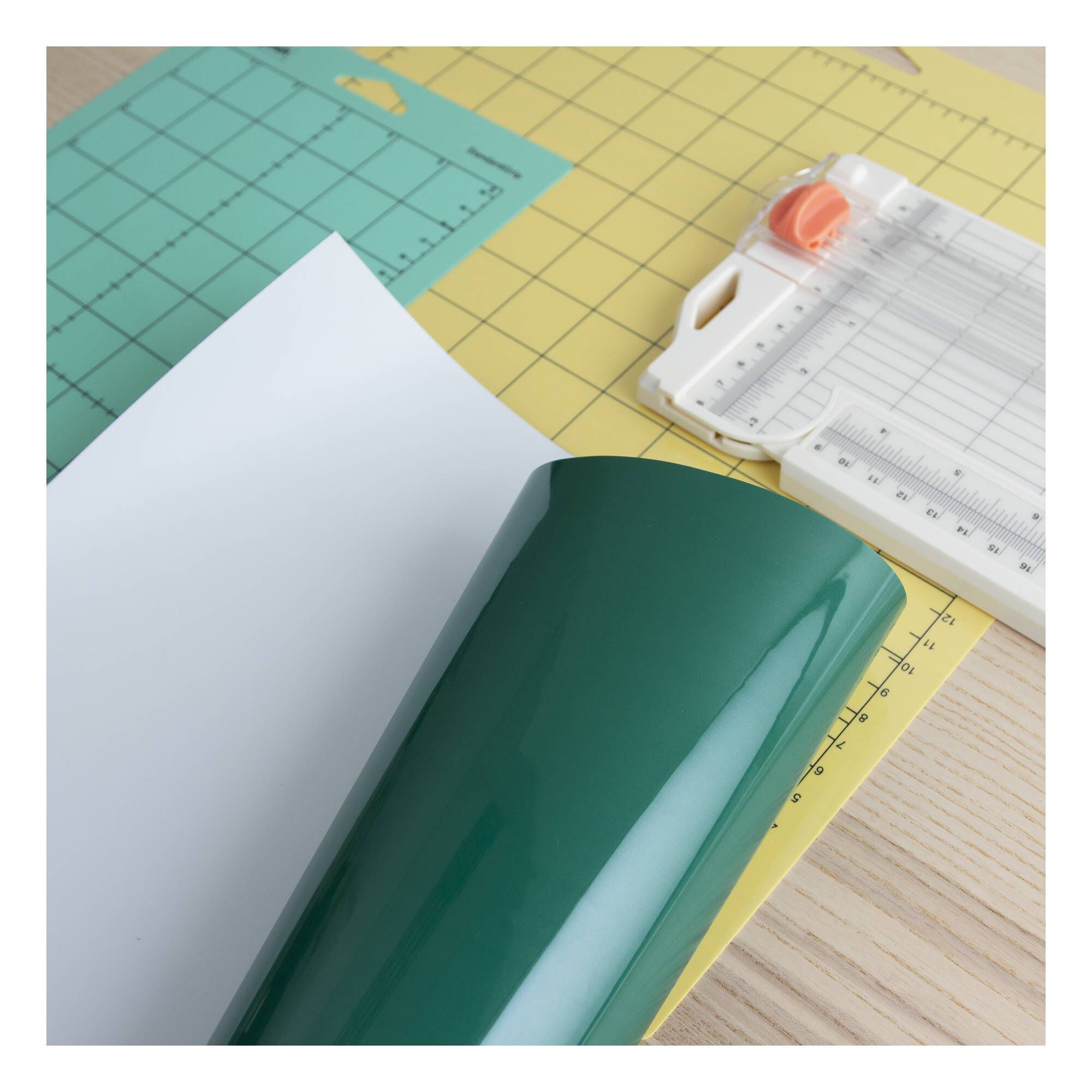 Green PU Iron-On Vinyl 12 x 24 Inches | Hobbycraft