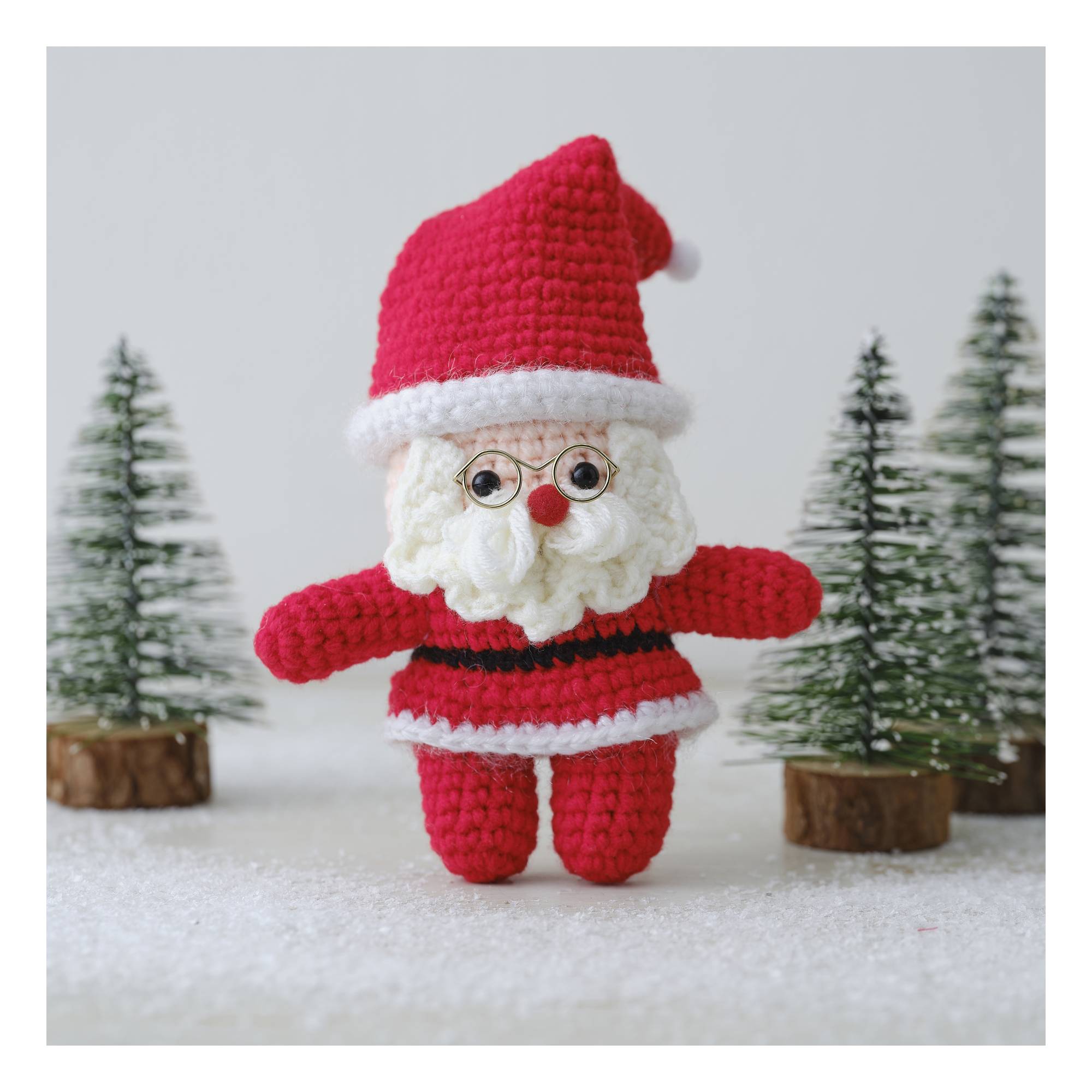 Make Your Own Crochet Santa Kit | Hobbycraft