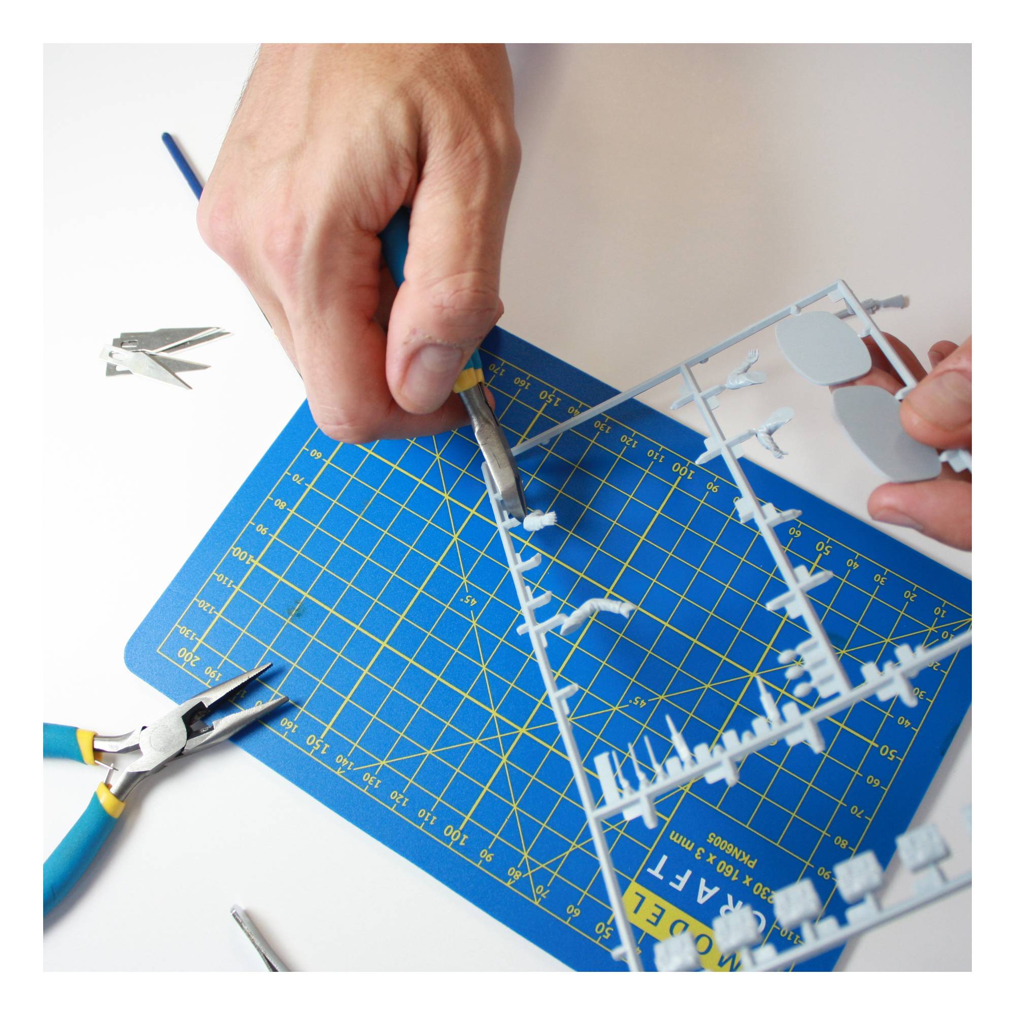 Modelcraft Craft and Model Tool Set 15 Pieces | Hobbycraft