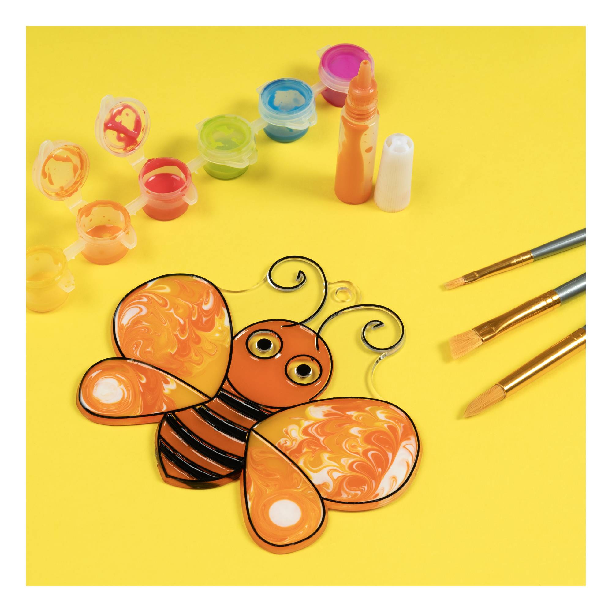 Bee Plastic Suncatcher | Hobbycraft