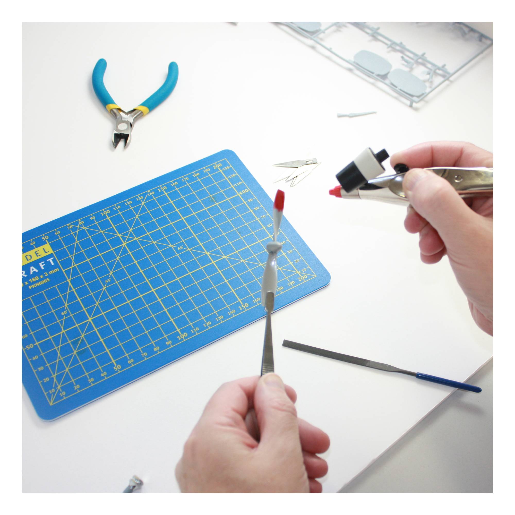 Modelcraft Craft and Model Tool Set 15 Pieces | Hobbycraft