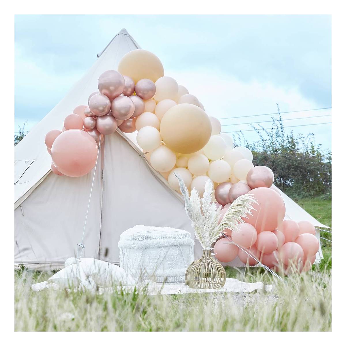 Ginger Ray Rose Gold Peach Coral and Blush Balloon Arch Kit | Hobbycraft