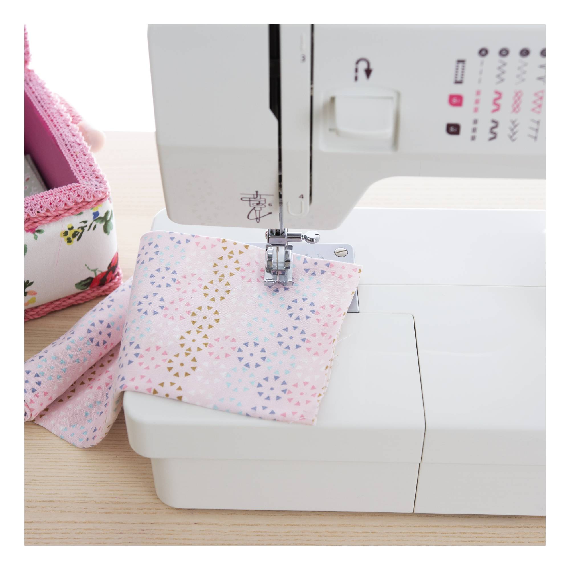 Hobbycraft 32S Sewing Machine | Hobbycraft