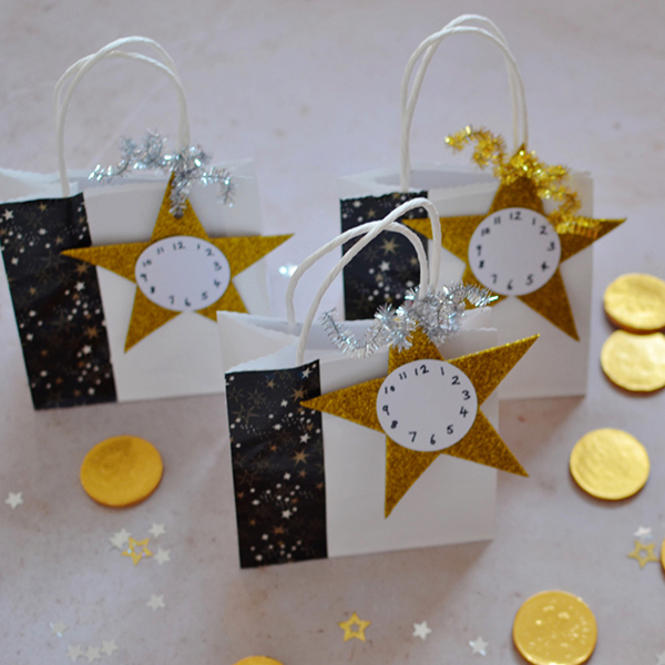 How to Make Countdown Activity Bags | Hobbycraft