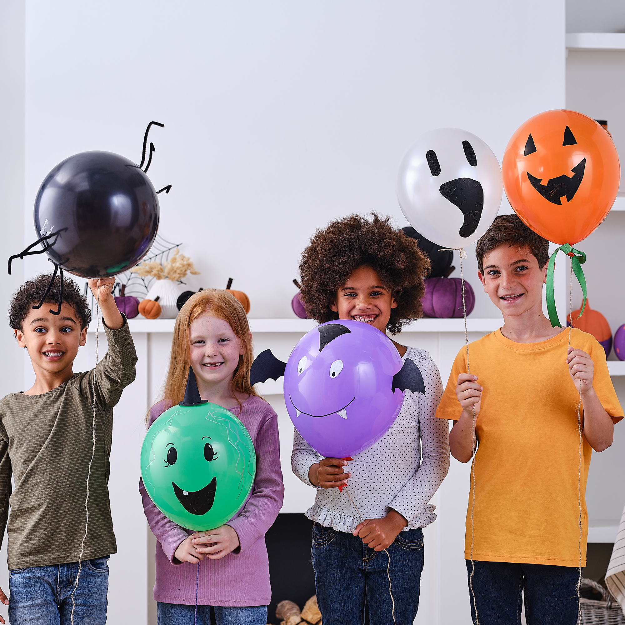 How to Make Personalised Halloween Balloons | Hobbycraft