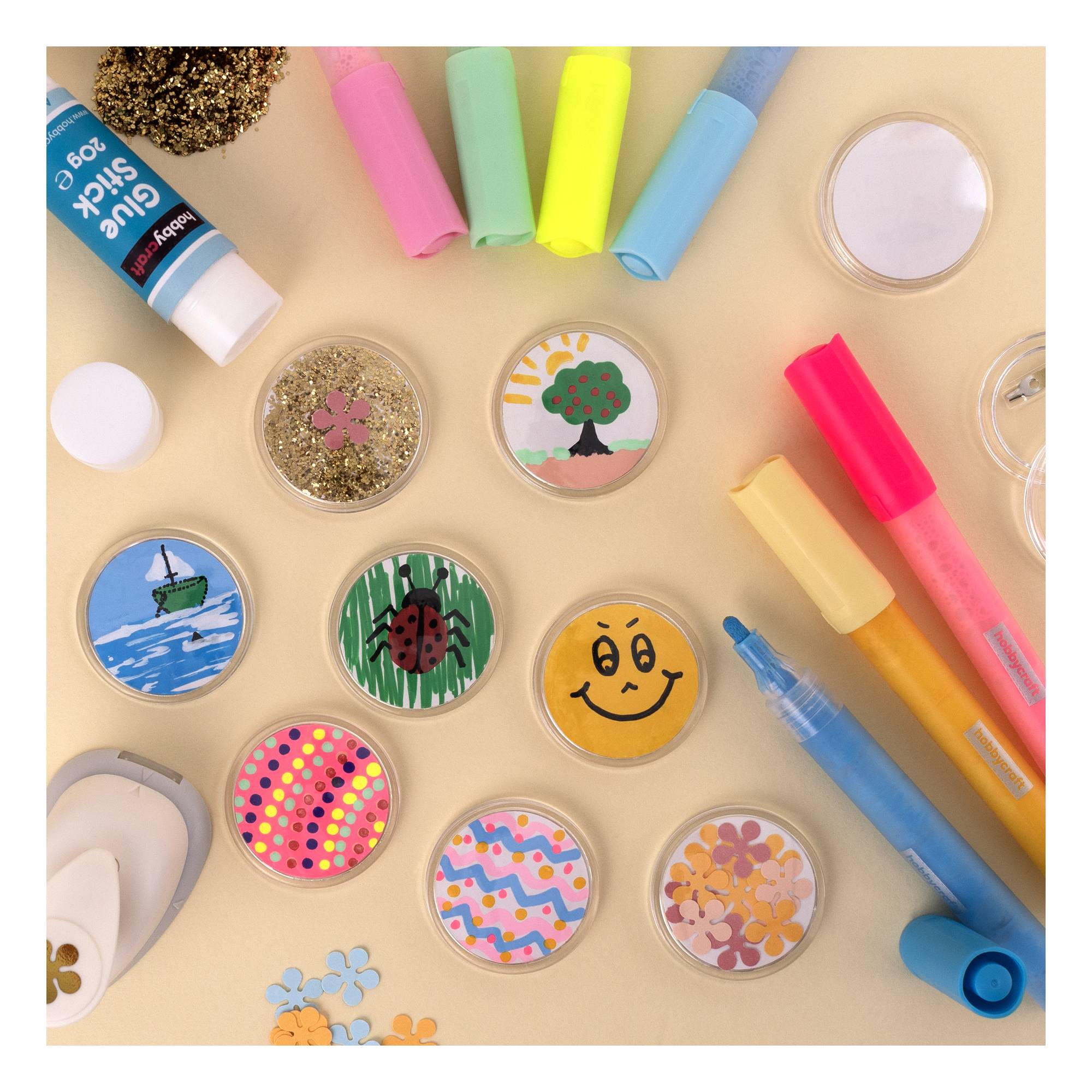 Badge Making Kit 10 Pack | Hobbycraft