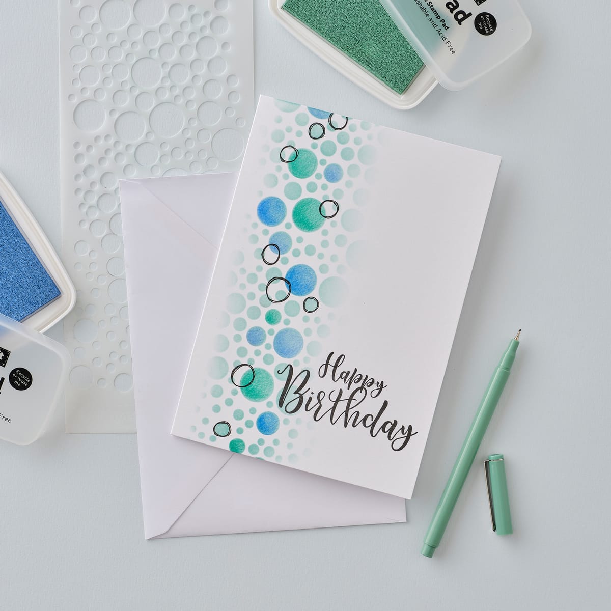 How to Make a Stencilled Birthday Card | Hobbycraft