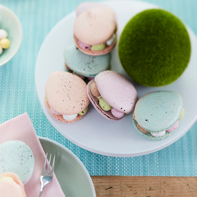 How to Make Mini Egg Macarons | Hobbycraft