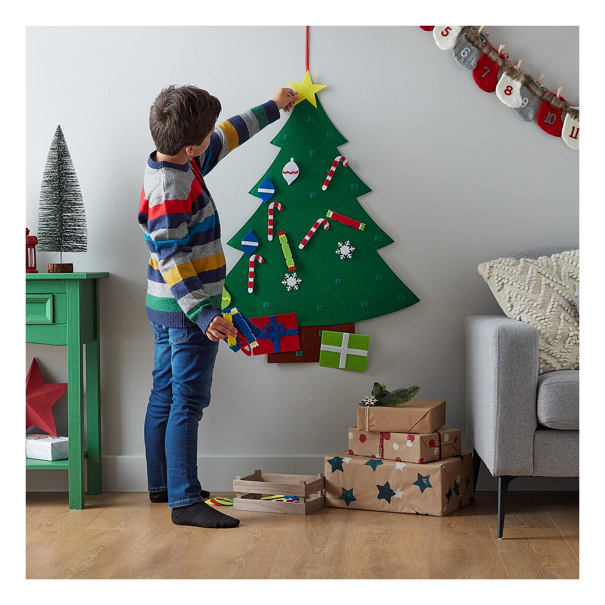 Decorate Your Own Felt Christmas Tree Kit | Hobbycraft