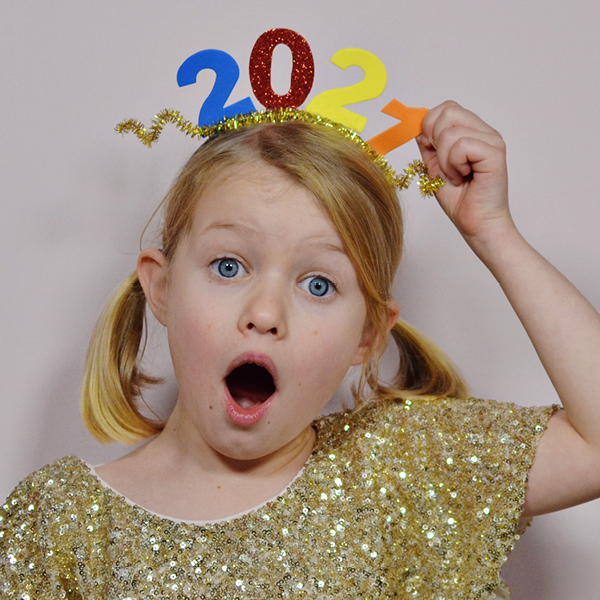 How to Make a New Year's Headband | Hobbycraft
